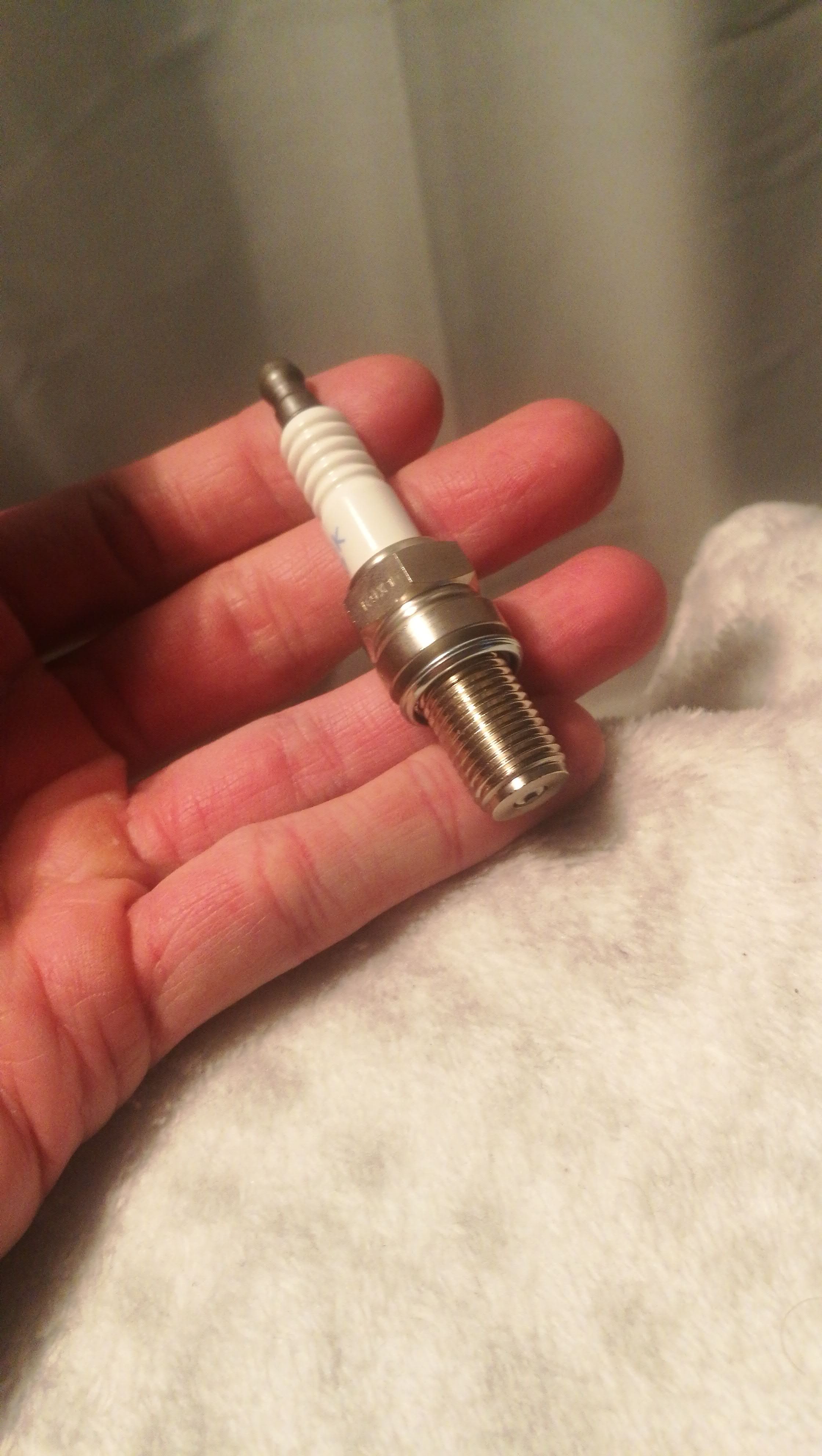 Abarth Bujías Spark Plugs NGK Race Flat Planas – Abarth MAD Perfomance